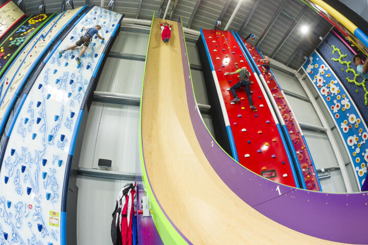 Kletterspaß für Kinder und Erwachsene bei HAPIK Mainz